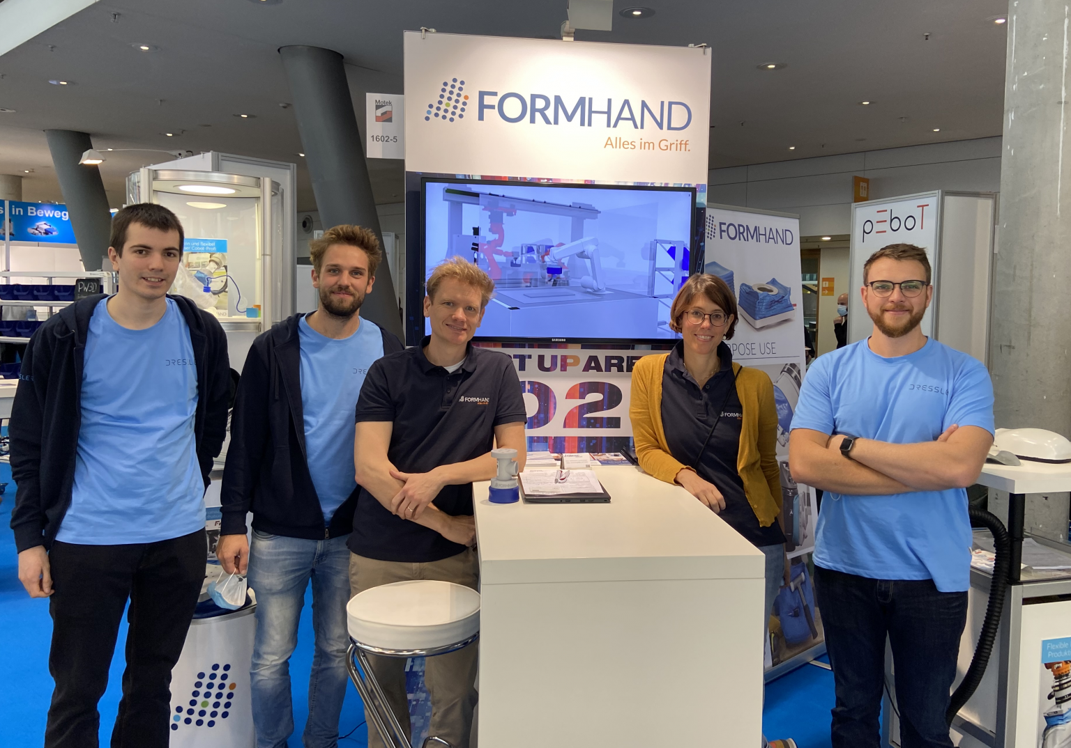 Teamfoto_Formhand | RoboLive®